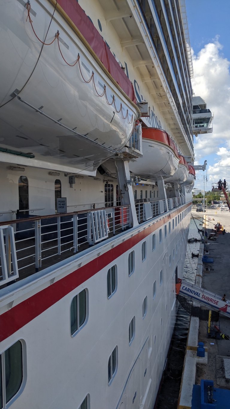 My Carnival Sunrise Cruise Review (to Bahamas and Grand Turk)