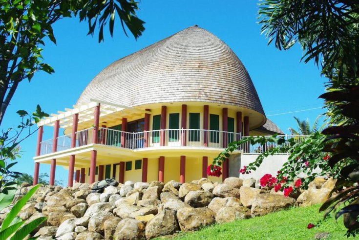 10 Unique Places to Stay in Samoa (+ Beachfront Villas!)