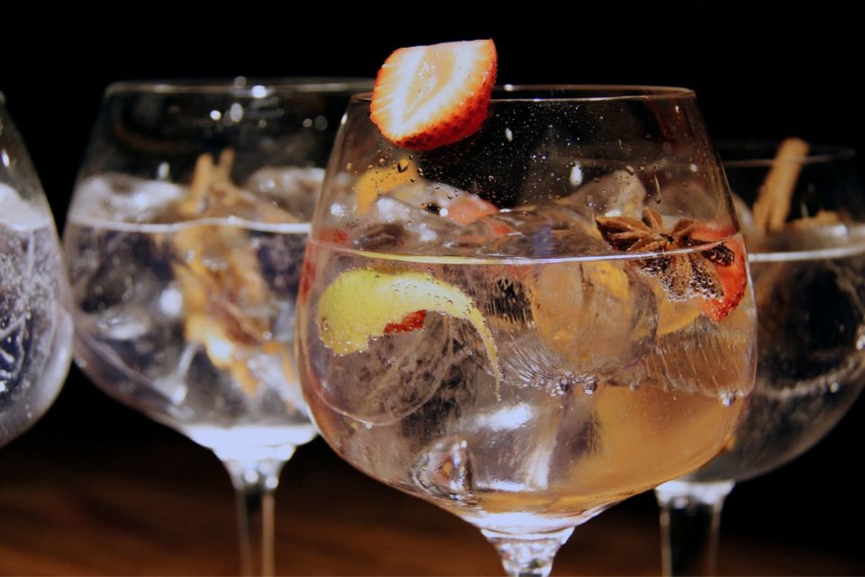 10 Best Souvenirs from Amsterdam (You Won't Find Elsewhere)