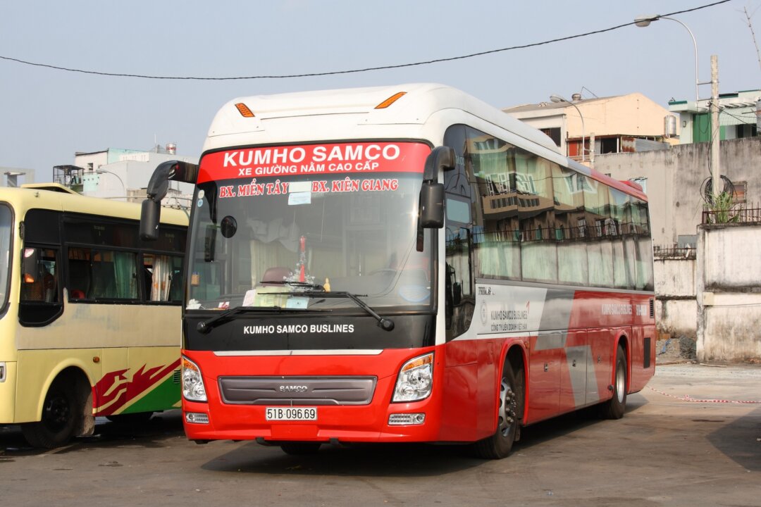 Vietnam Sleeper Buses: How to Use them Safely
