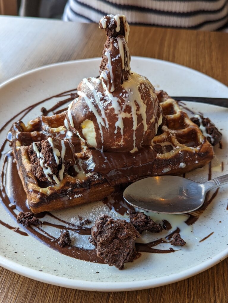 17 Best Restaurants in Southsea for Brunch, Lunch & Dinner