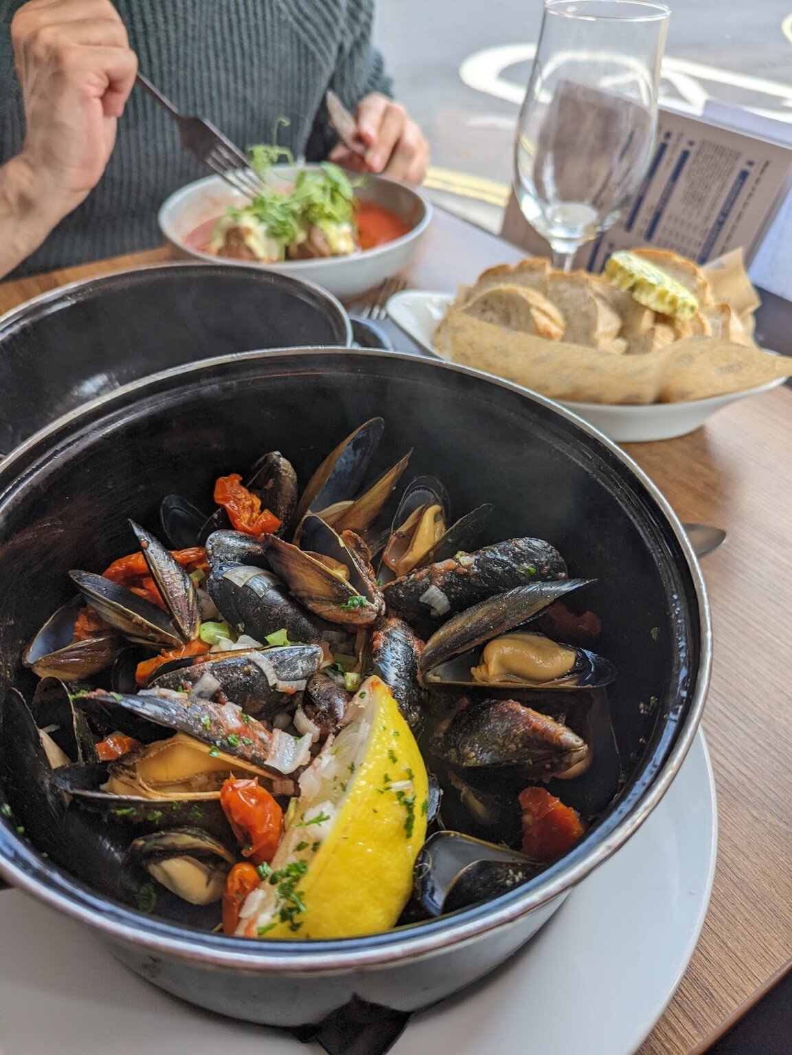 17 Best Restaurants in Southsea for Brunch, Lunch & Dinner